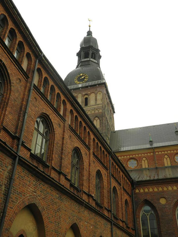 Seeing Ourselves Through Other’s Eyes: Anna Coates – Janet Givens